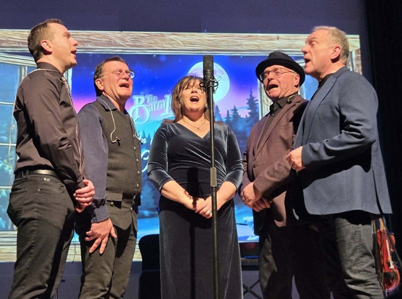 The Barra MacNeils bring An East Coast Christmas to Dryden - Your ...