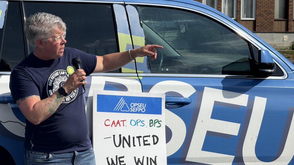 Public sector union fights for retroactive increases for Ontario ...