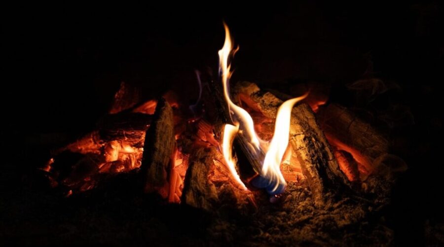 Hunger, hearts, and fire: Noondeskade and Anishinaabemowin - Your ...